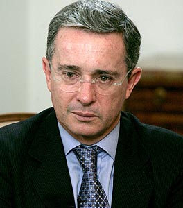 Uribe dice que excomisionado de Paz es “víctima de venganza criminal ...