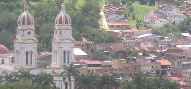 Estudiantes de Charalá recibirán reparación - Canal 1