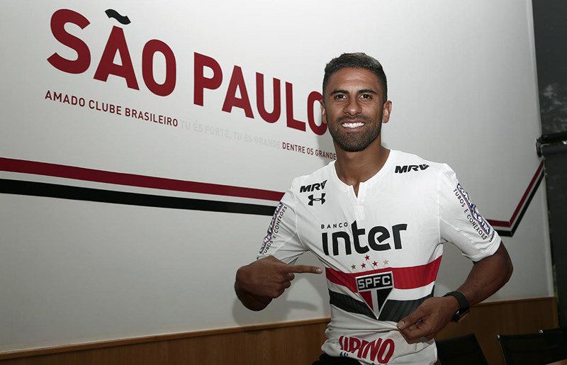 Santiago Trellez fue fichado por el Sao Paulo de Brasil - Canal 1