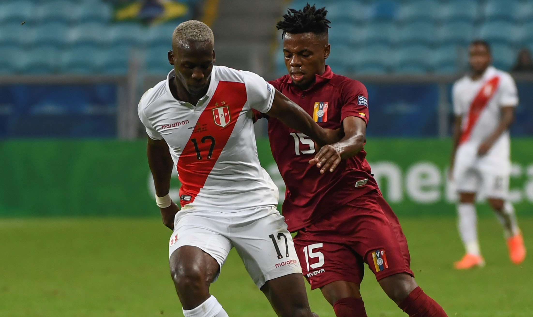 Sin goles, pero con protagonismo del VAR, Perú y Venezuela igualaron en ...