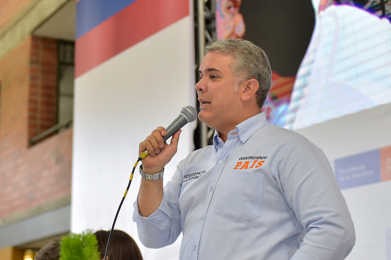 Vuelve el lenguaje guerrerista del lado de Márquez y del lado del ...