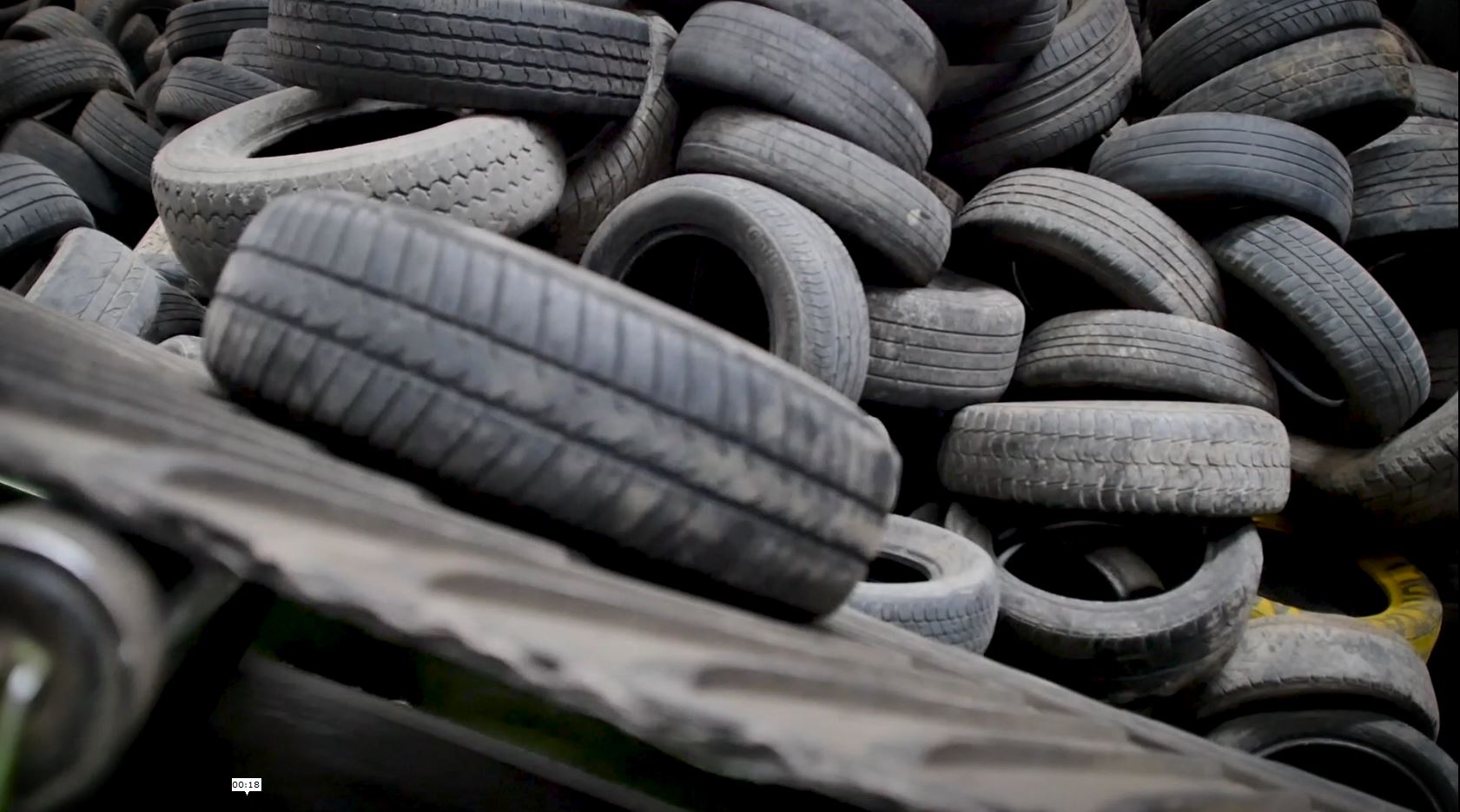 Guía práctica: Cambiar una llanta de automóvil en 5 pasos - Canal 1