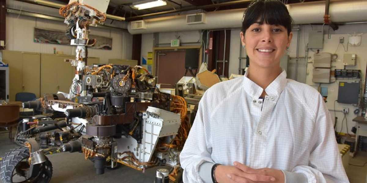 La colombiana Diana Trujillo recibe el Premio Cafam Mujer - Canal 1