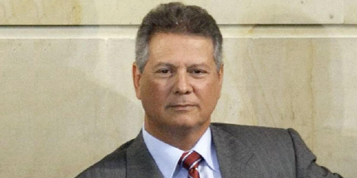 Preparan ponencia contra el exsenador Antonio Guerra - Canal 1