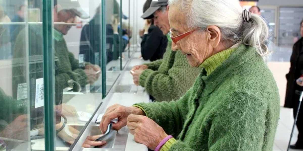 Acuerdo para que aumento del mínimo no afecte a pensionados - Canal 1