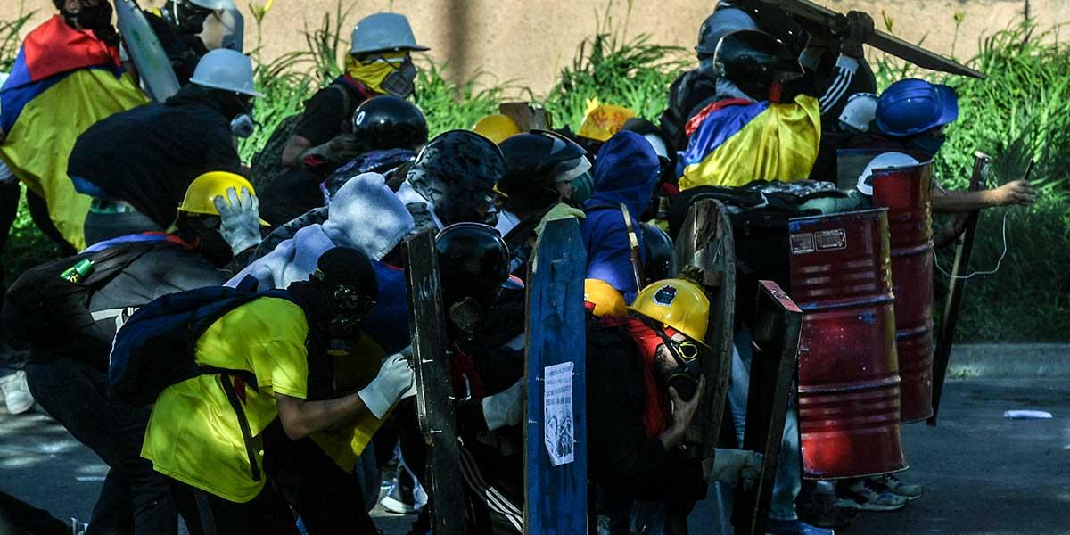 Autoridades revelan audios del modo de operar de jóvenes de la “Primera ...