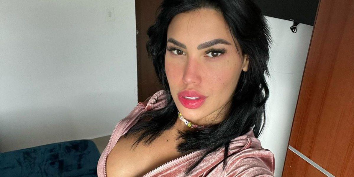 Ana Del Castillo Cantantes Fiesta Cárcela La Picota Canal 1