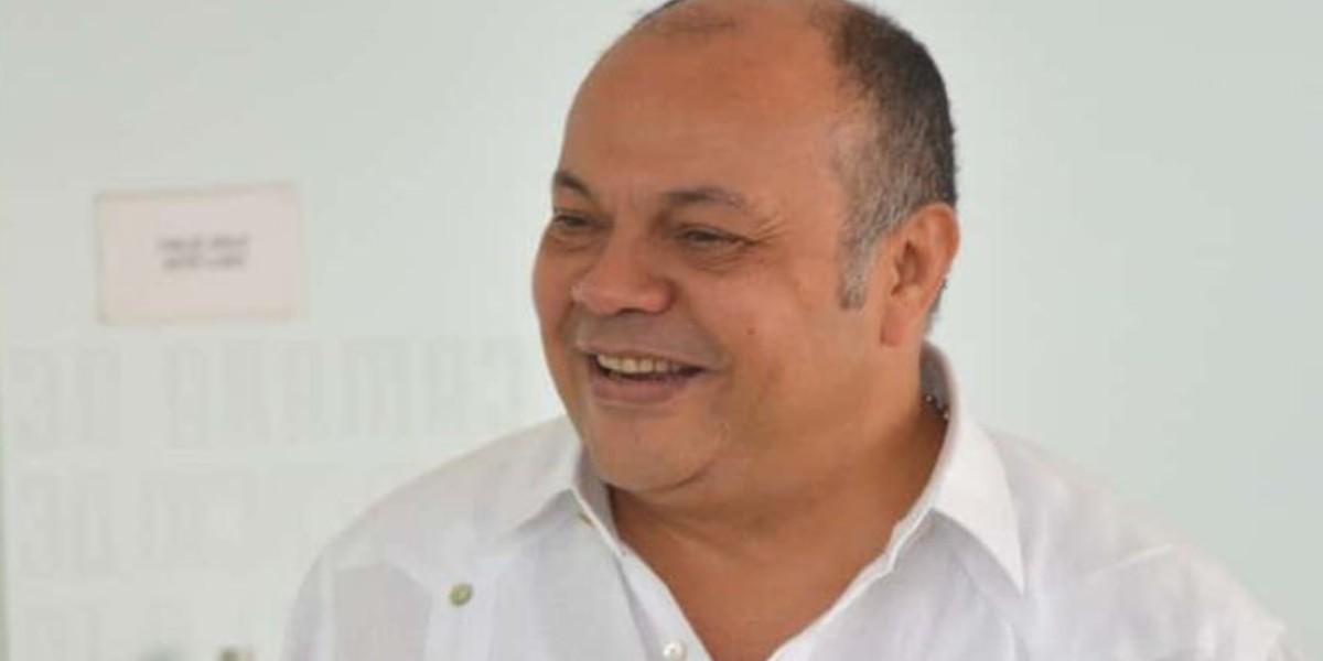 Luis Colmenares polémica viaje avión perro video - Canal 1