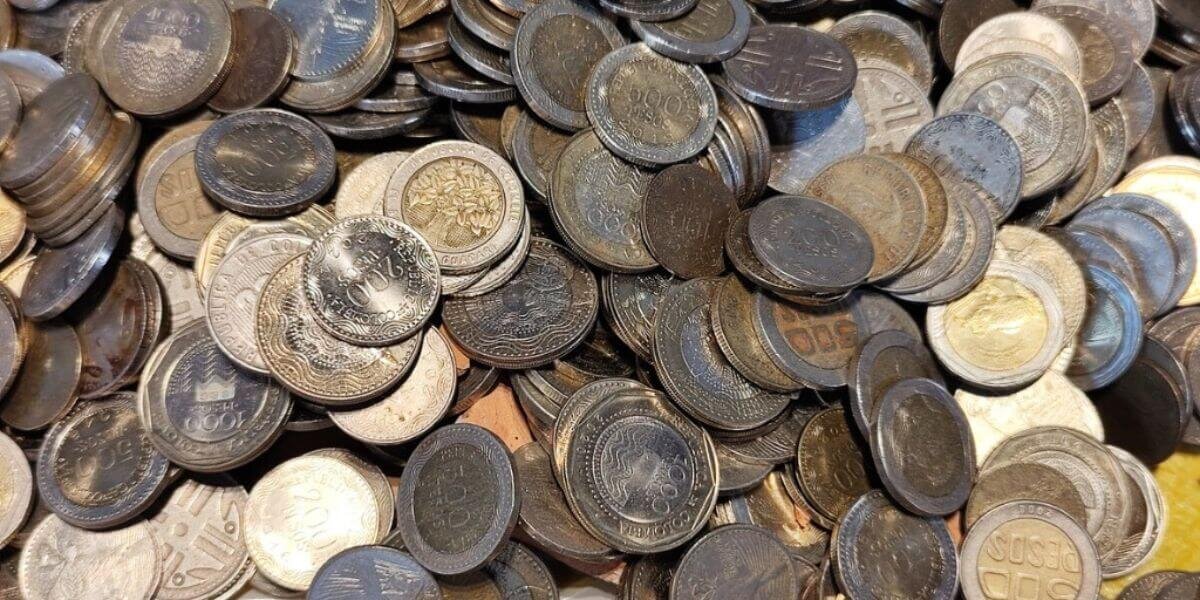 Monedas colombianas que valdrían 20 millones de pesos - Canal 1