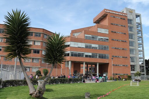 Uniminuto, galardonada en los Triple E Awards - Canal 1