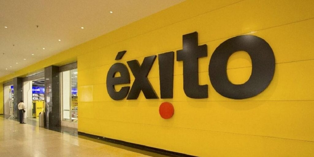 Éxito lanza ofertas de empleo con sueldos de hasta 6 millones de pesos ...