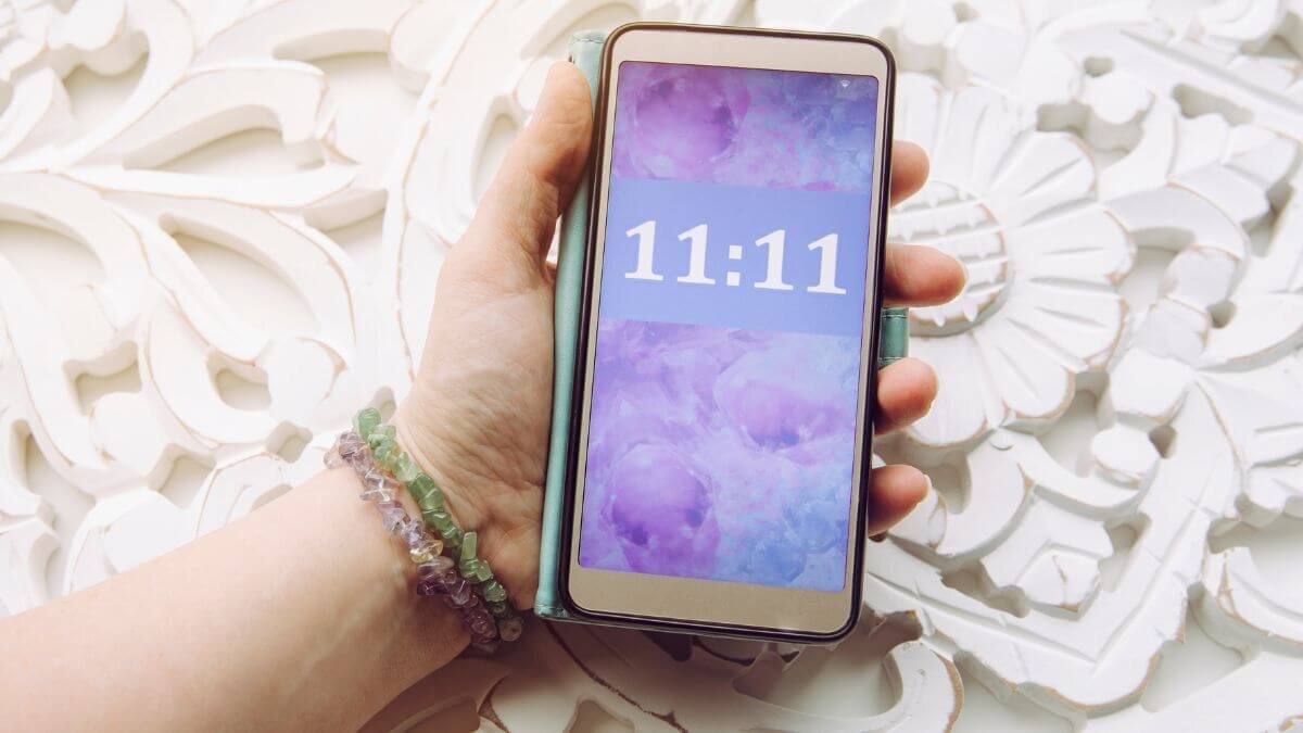 ¿Cuál es el significado de ver 11:11 en el reloj? - Canal 1